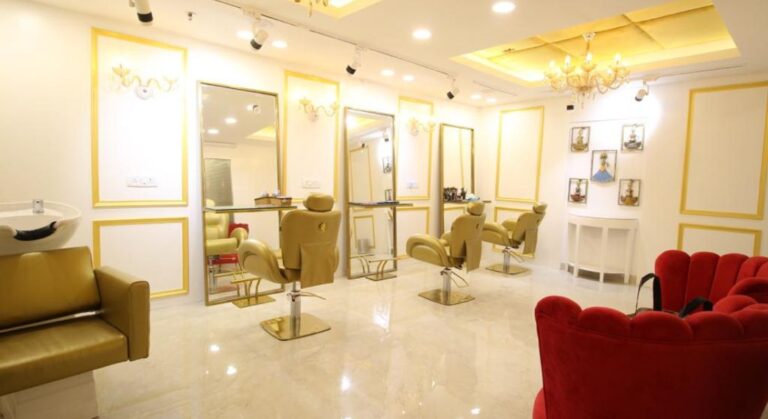 Top 15 Beauty Parlours in Mohali for An Unbelievable Makeover - Mohali.org.in